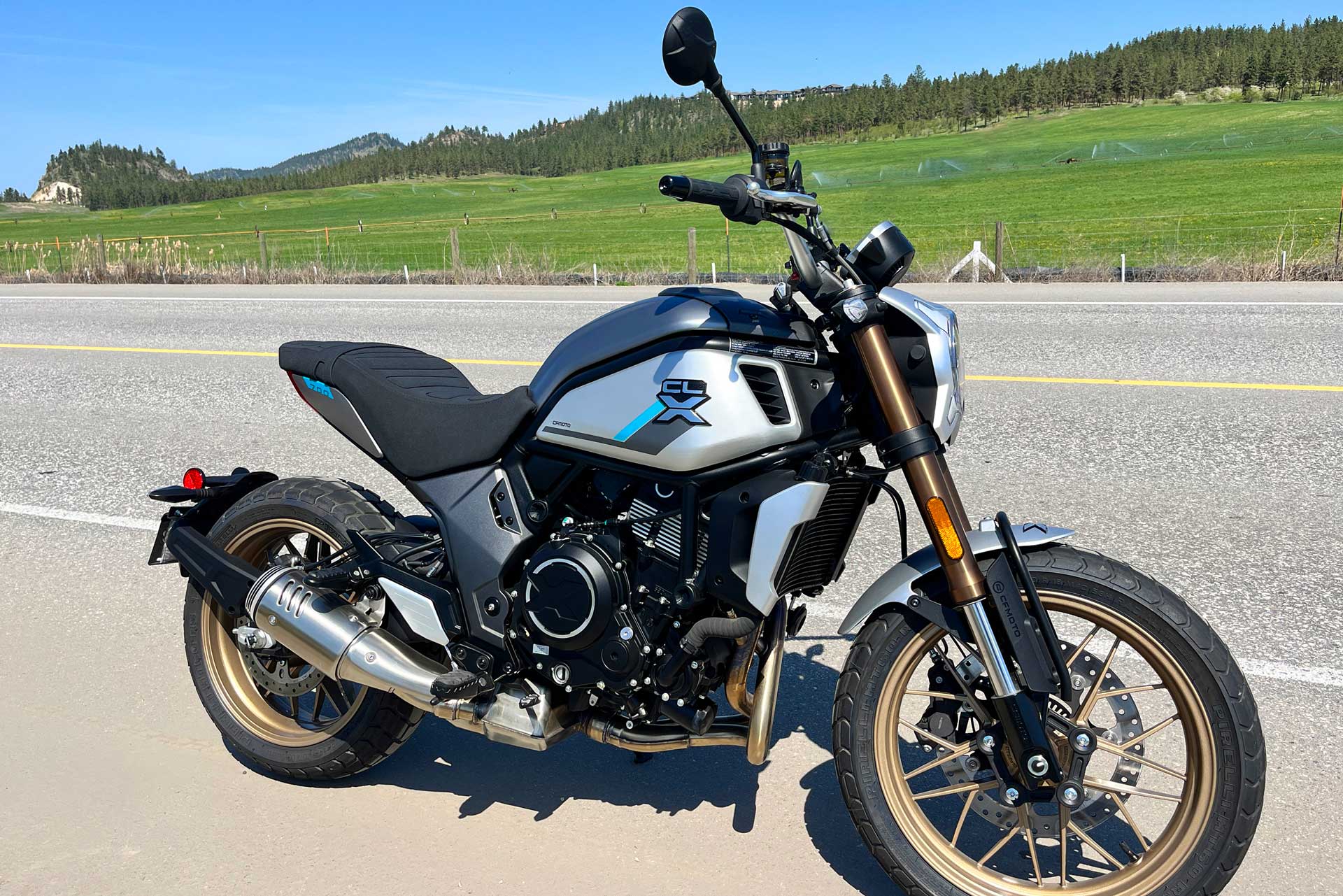 2023 CFMoto 700 CL-X Heritage Review – Moto Baecker